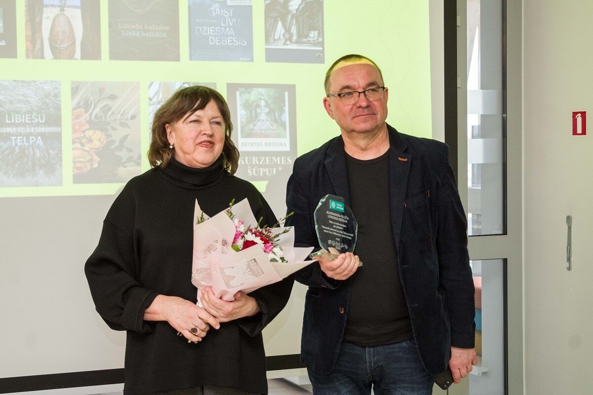 Noskaidrots 2024. gada Aleksandra Pelēča literārās prēmijas saņēmējs ...